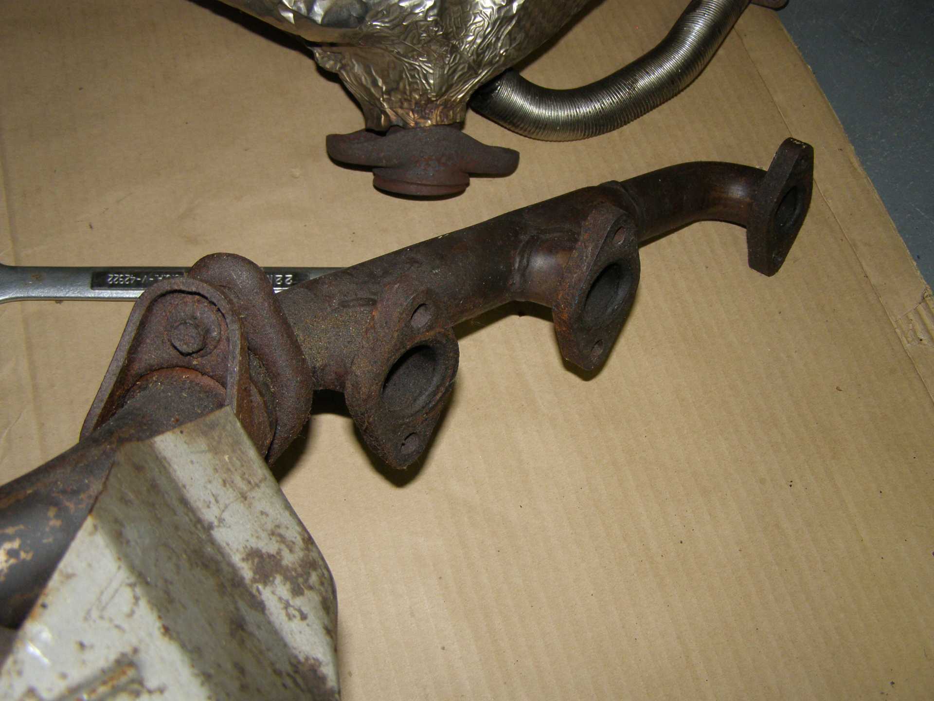 looking for exhaust manifolds for 85 GT 2.8 - Pennock's Fiero Forum